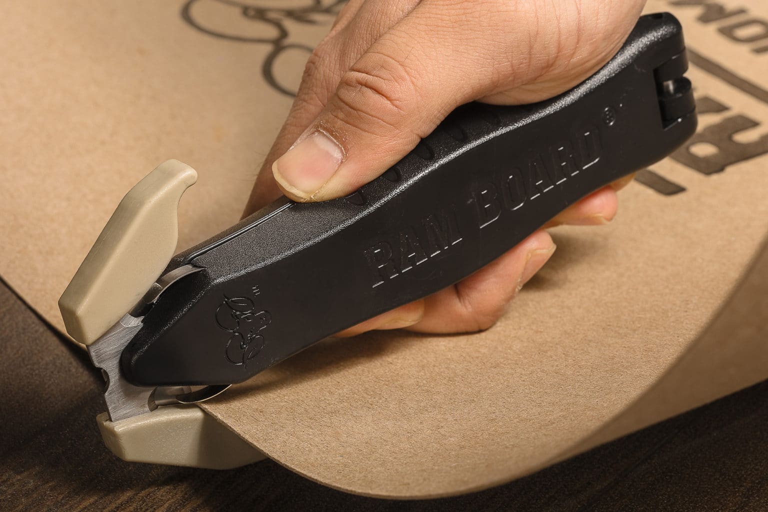 Multi-Cutter Utility Knife | Ram Board®